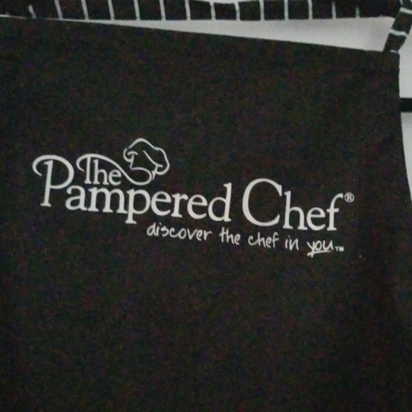 Pampered Chef | Kitchen | Pampered Chef Apron | Poshmark
